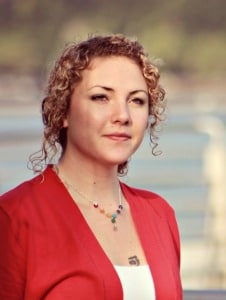 Amanda Froelich - Young and Raw