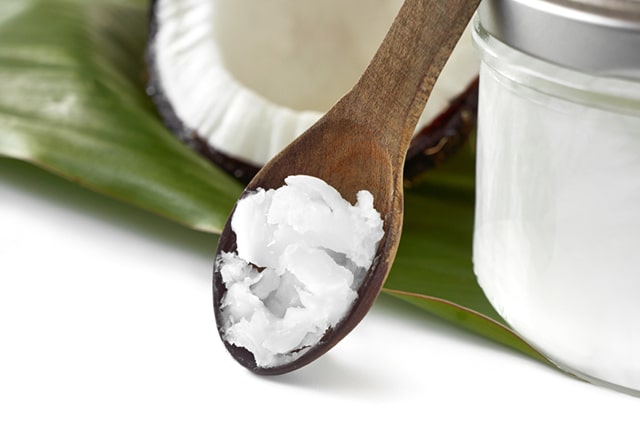 42 Healing Ways to Use Coconut Oil - Young and Raw